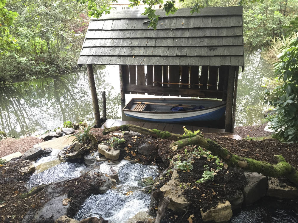 Timber boat house built next to a lake. Designed and built by Evergreen ...